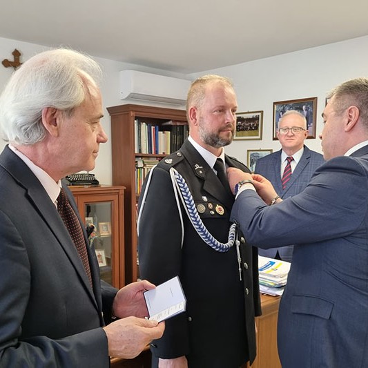 Portal WRC - Tomasz Dembski odznaczony